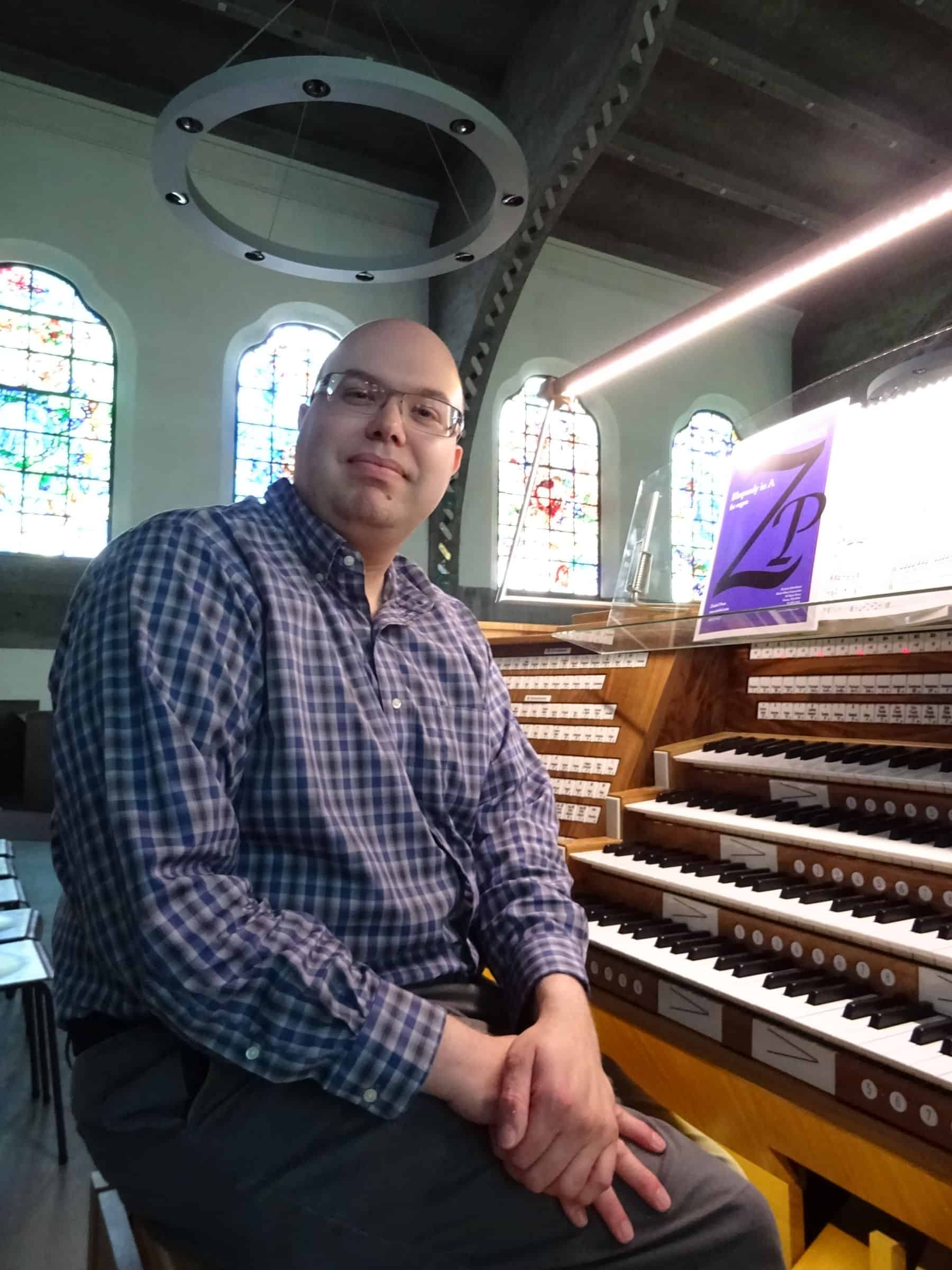 Announcing a New Release from Organist Carson Cooman! | Divine Art ...