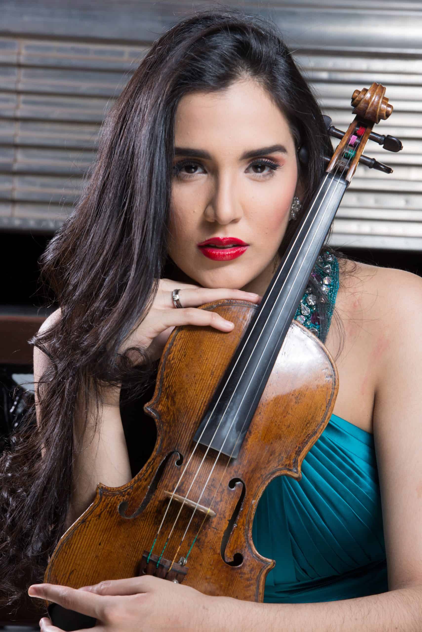 Announcing a new album from violinist Aisha Syed Castro | Divine Art ...